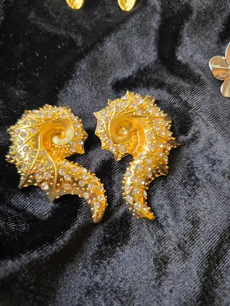 Earrings – Label Amara